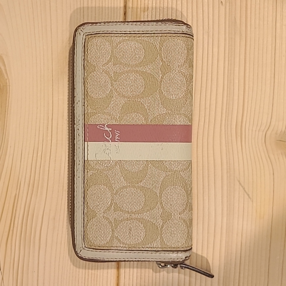 Coach Signature Pink And White Stripe Wallet - Gem